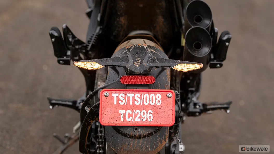 Zontes 350R Rear Reflex Reflector Image – BikeWale