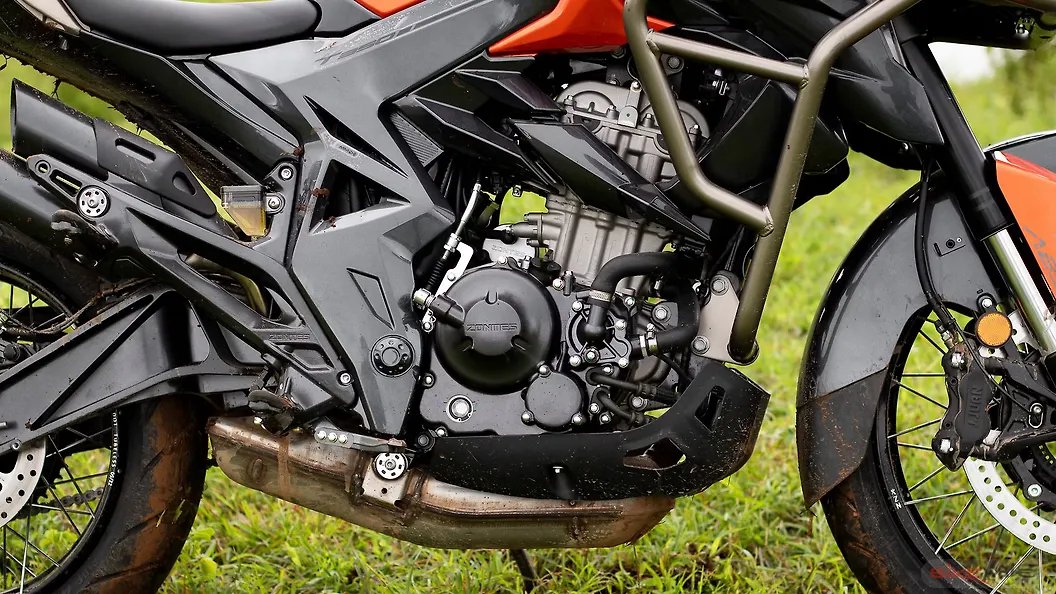 Zontes 350T Engine From Left Image – BikeWale