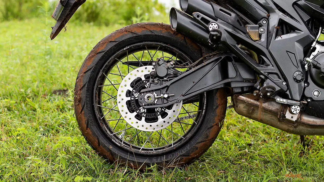 Zontes 350T Engine Cowl Image – BikeWale