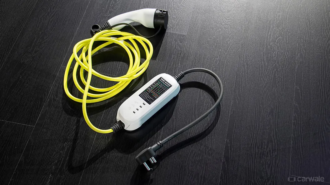 Tiago EV EV Car Charging Portable Charger Image, Tiago EV Photos in ...