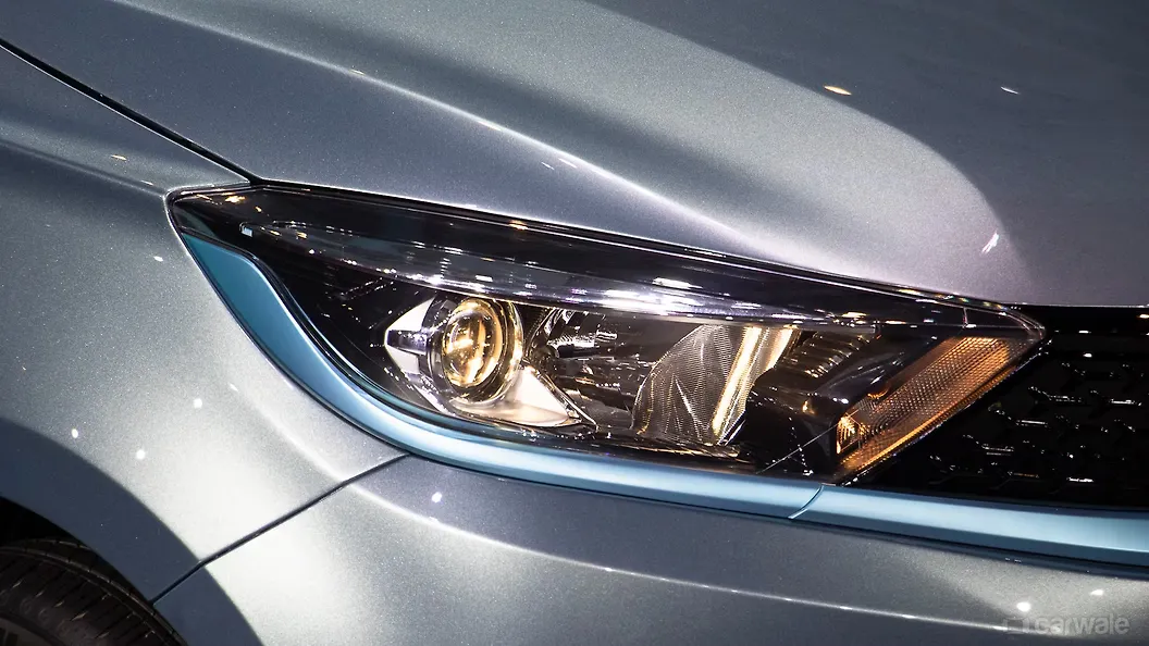 Tiago EV Headlight Image, Tiago EV Photos in India - CarWale