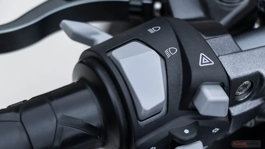 Zontes GK350 High-Beam Flasher Image – BikeWale