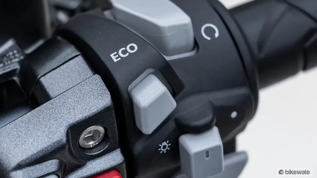 Zontes GK350 Riding Modes Switch Image – BikeWale