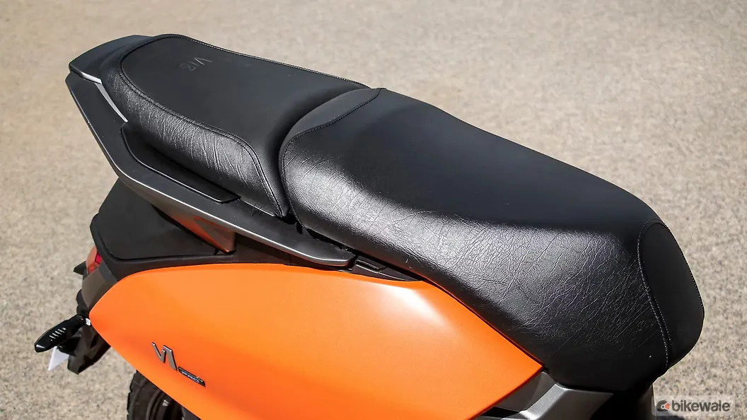 Vida V1 Right Side View Image – BikeWale