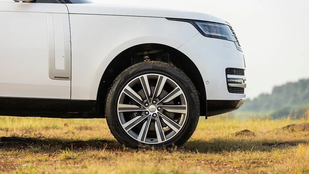 Range Rover Wheel Image, Range Rover Photos in India - CarWale