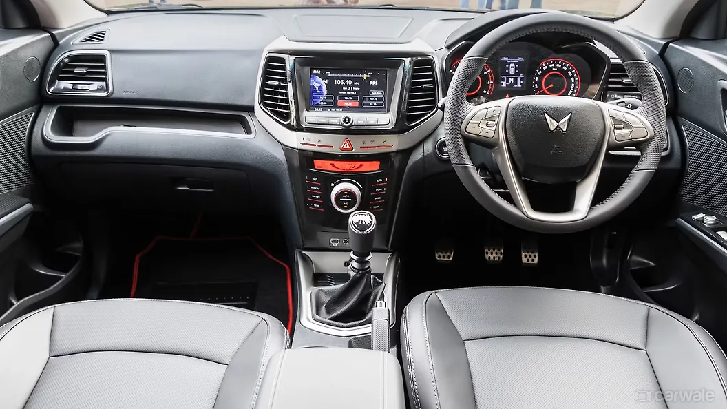 XUV300 TurboSport Dashboard Image, XUV300 TurboSport Photos in India ...