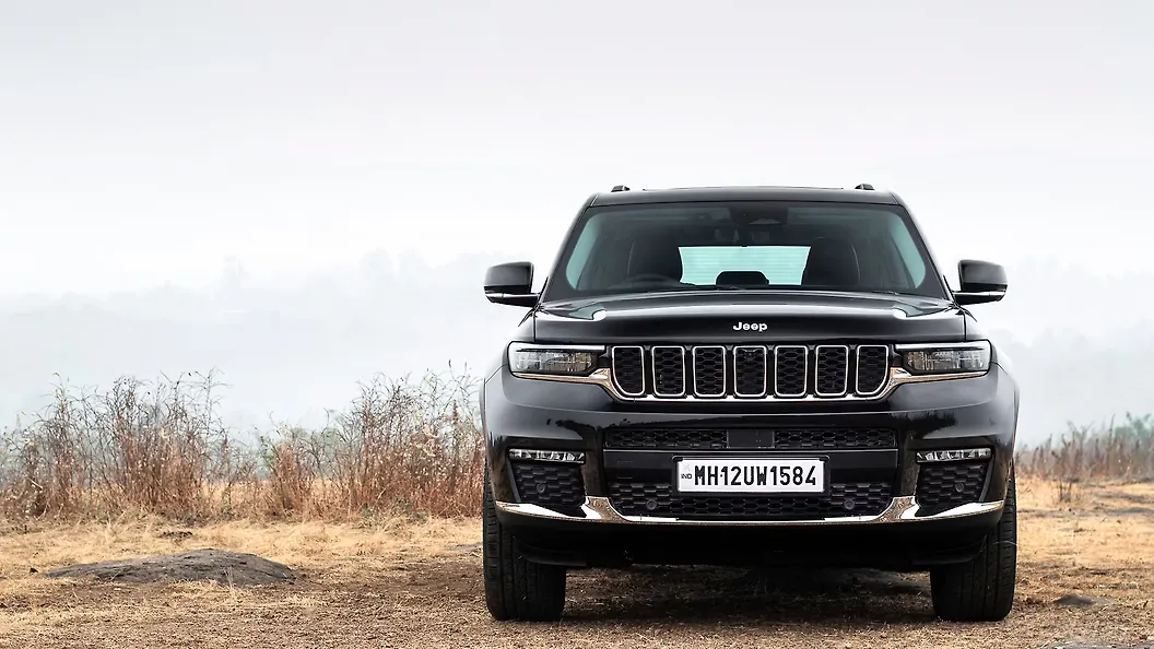 Grand Cherokee Front View Image, Grand Cherokee Photos in India - CarWale