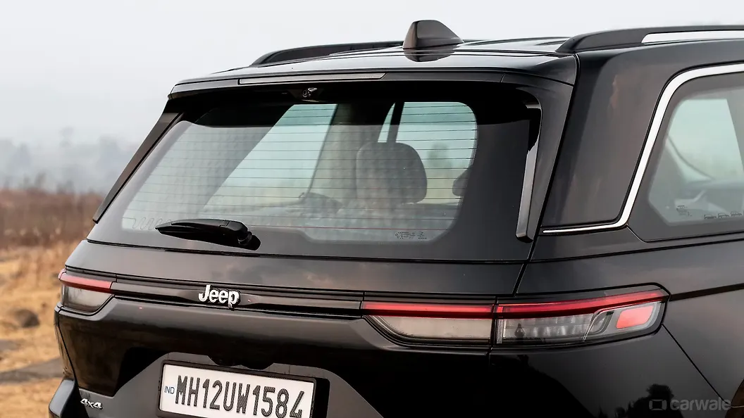 Grand Cherokee Rear Windshield/Windscreen Image, Grand Cherokee Photos ...