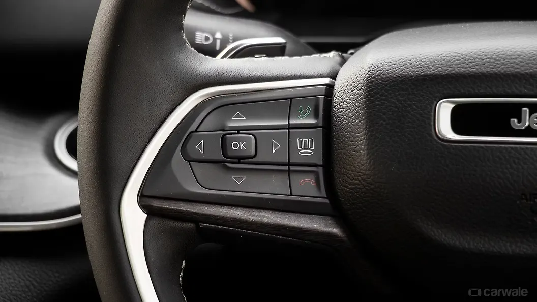 Grand Cherokee Left Steering Mounted Controls Image, Grand Cherokee ...