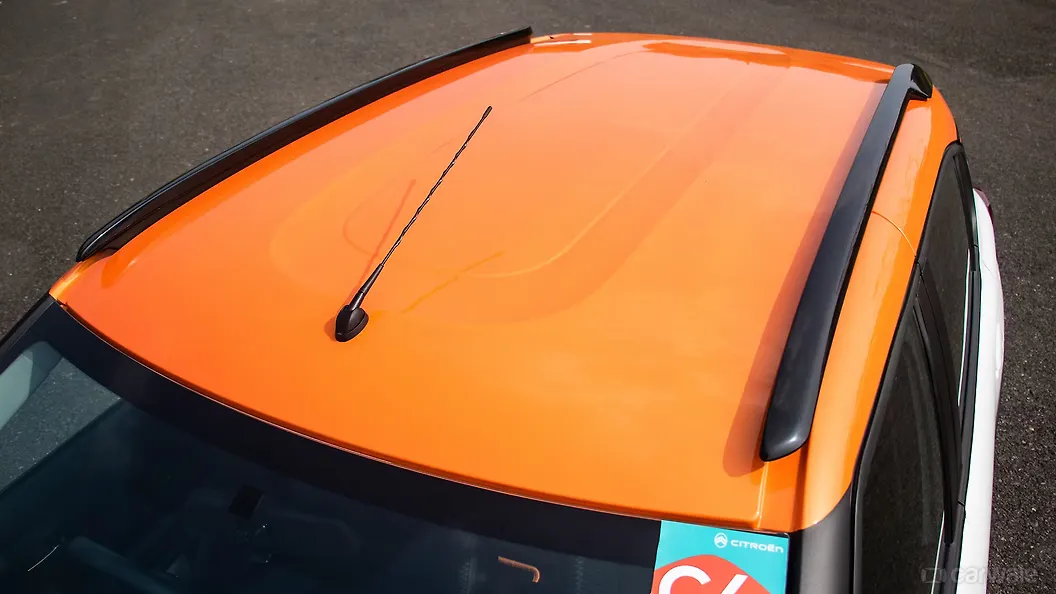 eC3 Dashboard Image, eC3 Photos in India - CarWale