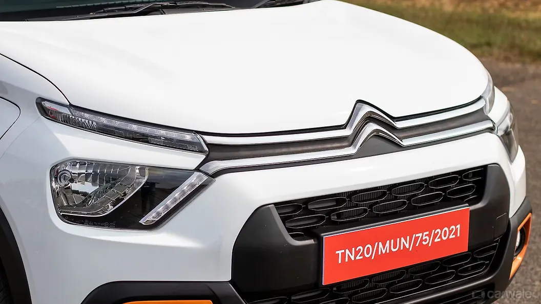 eC3 Front Bumper Image, eC3 Photos in India - CarWale