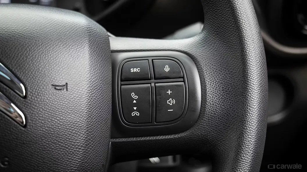 eC3 Front Centre Air Vents Image, eC3 Photos in India - CarWale