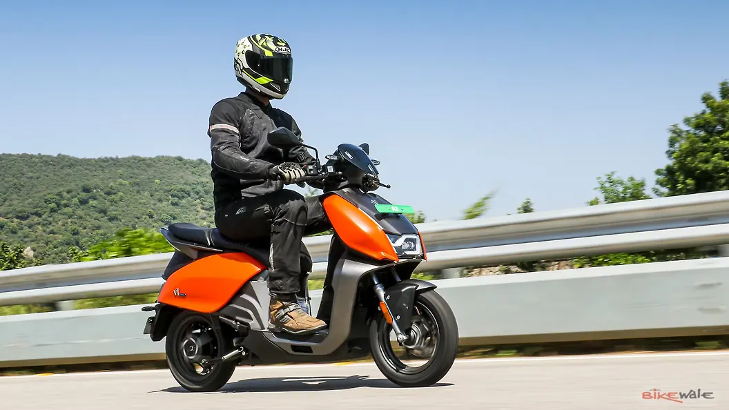 Vida V1 Pro Front View Image – BikeWale