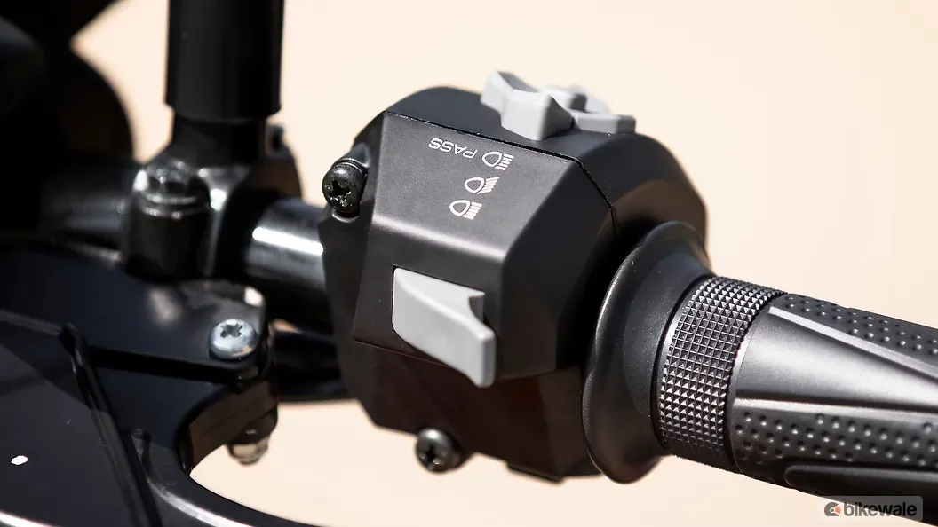 Vida V1 Left Side Multifunction Switchgear Image – BikeWale