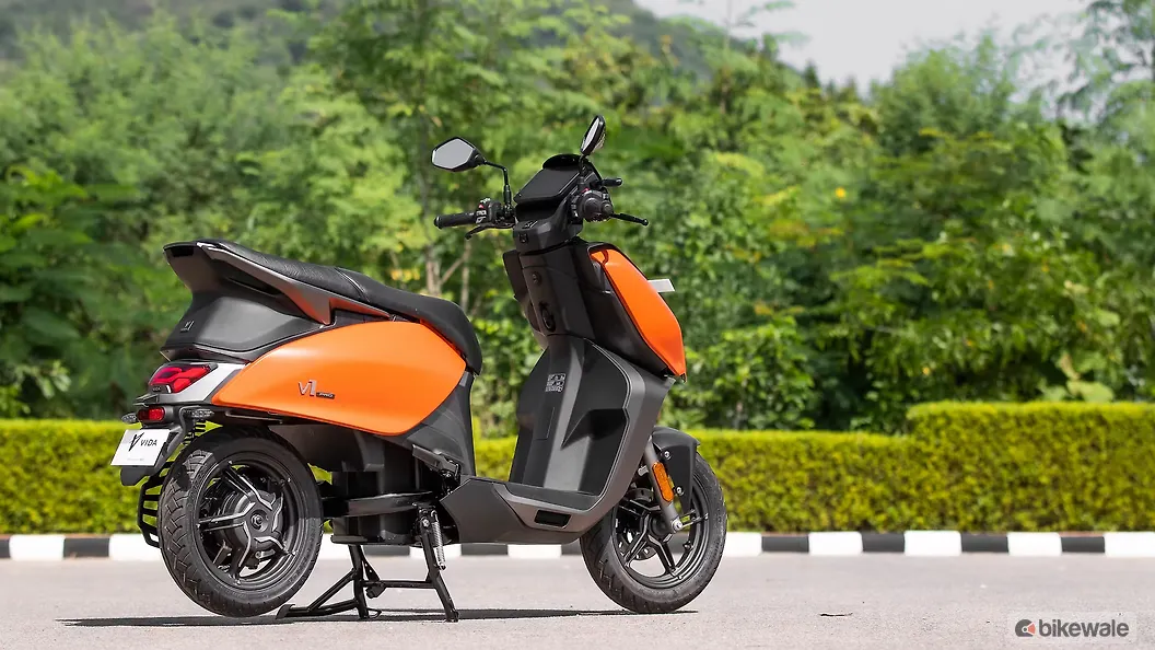 VIDA V1 Right Rear Three Quarter Image – BikeWale