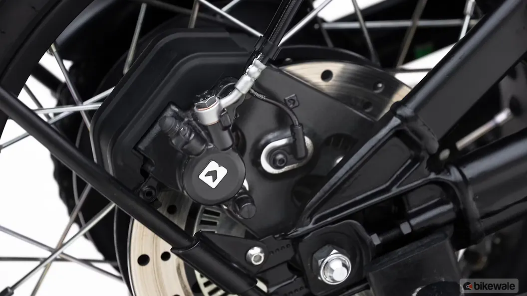 Jawa 42 Bobber Rear Disc Brake Caliper Image – BikeWale