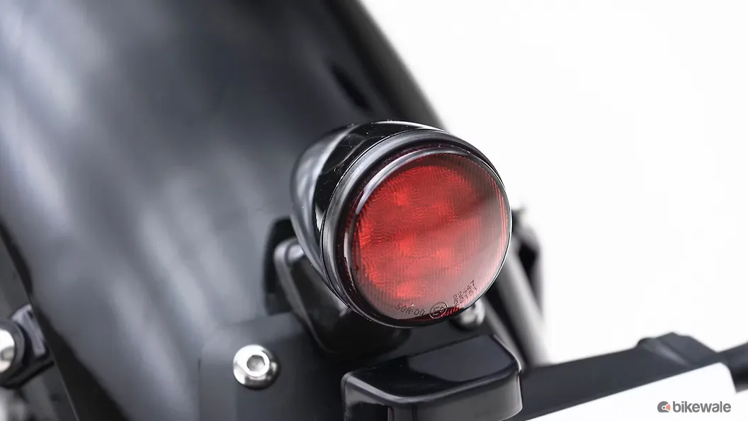 Jawa 42 Bobber Tail Light Image – BikeWale