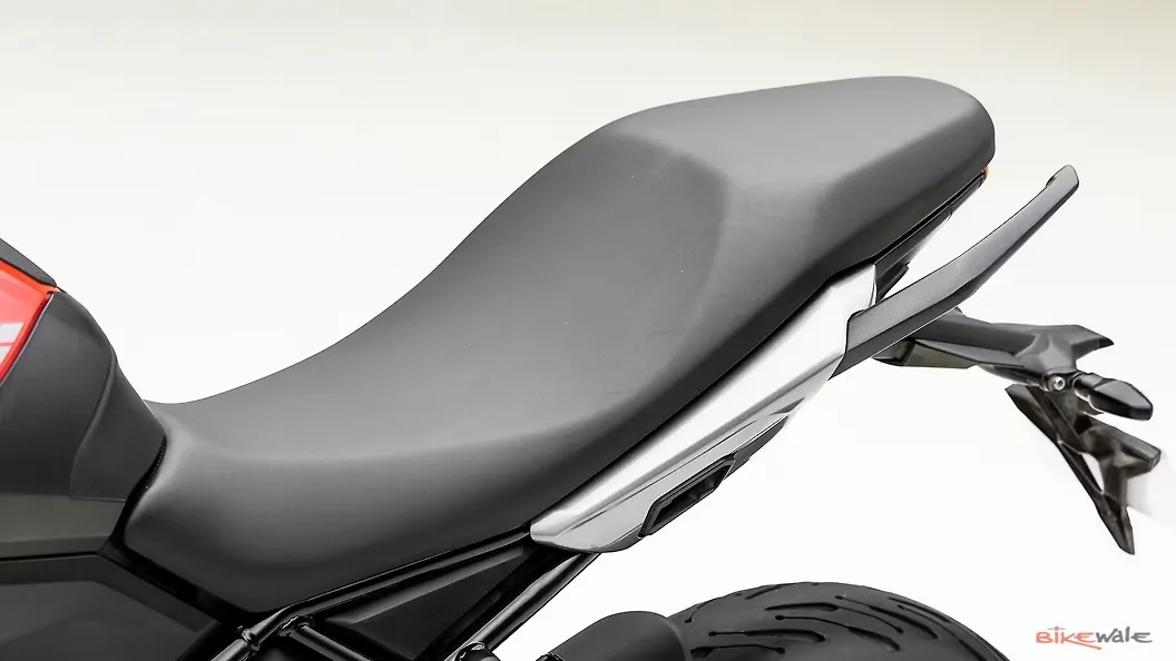 Triumph Tiger Sport 660 Handle Bar Image – BikeWale