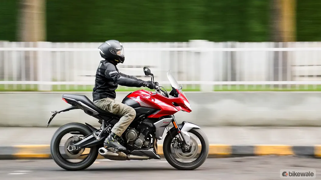 Triumph Tiger Sport 660 Right Side View Image – BikeWale