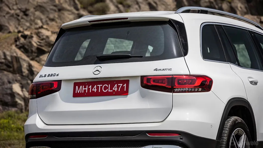 GLB Side Glass Housing Image, GLB Photos in India - CarWale