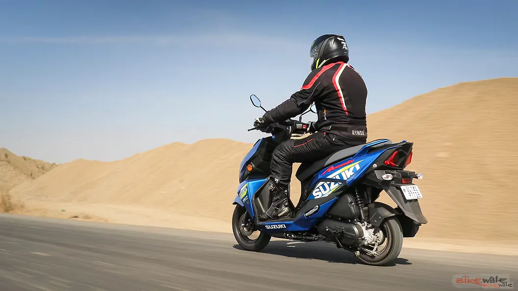 Suzuki Avenis 125 Left Side View Image – BikeWale