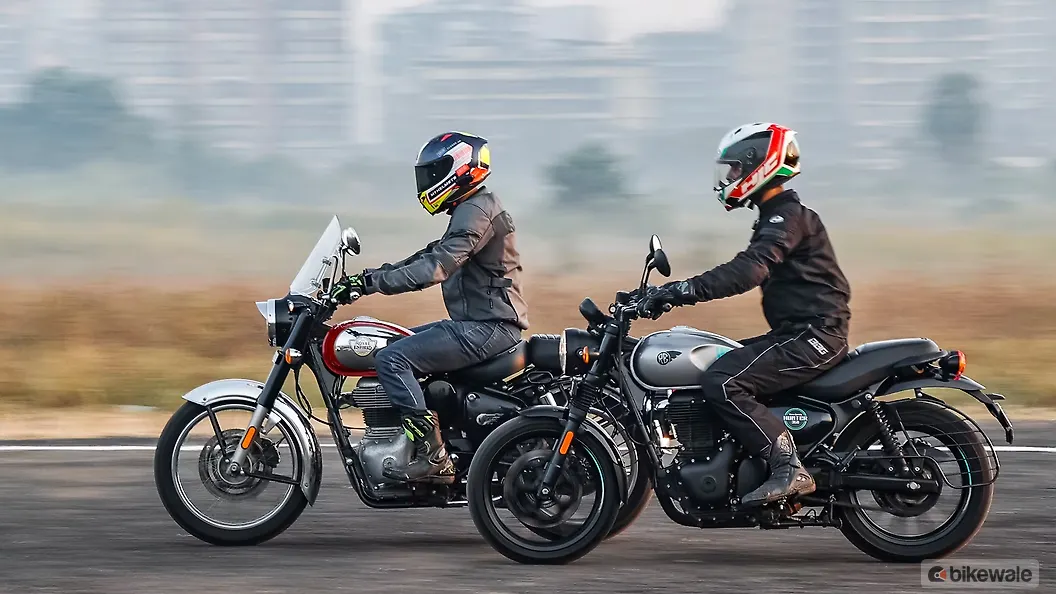 Images of Royal Enfield Classic 350 | Photos of Classic 350 - BikeWale