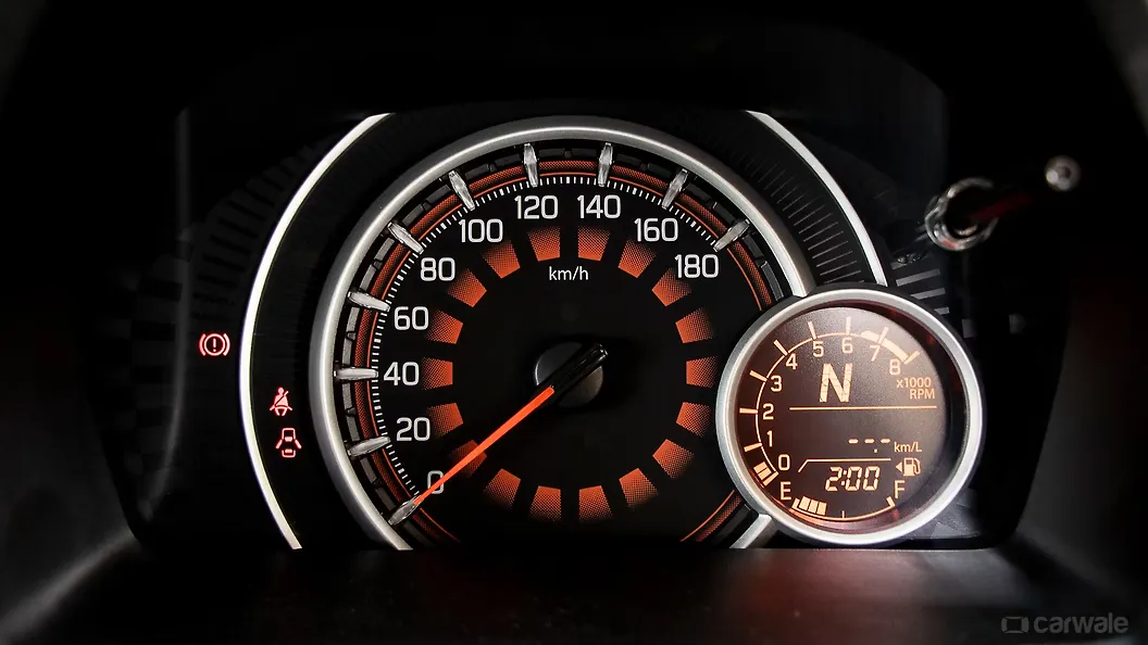 Wagon R Instrument Cluster Image, Wagon R Photos in India - CarWale