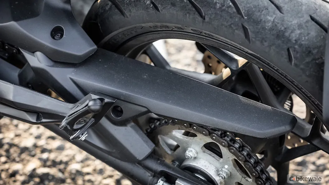QJ Motor SRK 400 Drive Chain and Sprocket Image – BikeWale