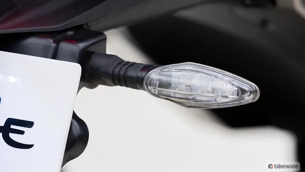 Moto Morini X-Cape Number Plate Lamp Image – BikeWale
