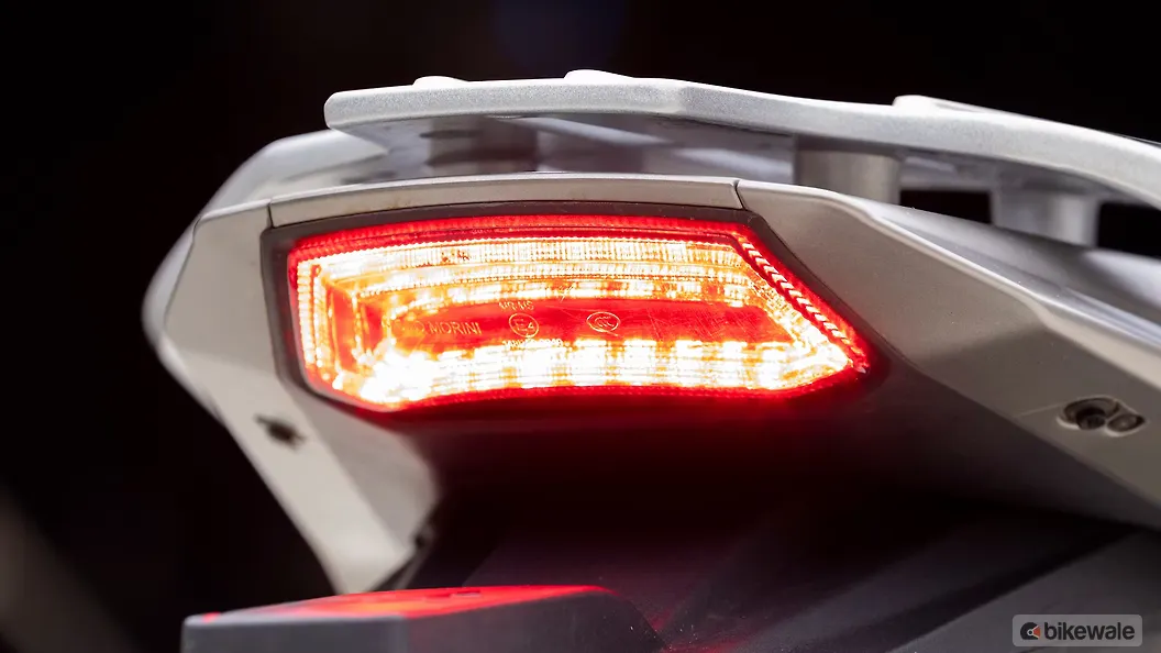 Moto Morini X-Cape Number Plate Lamp Image – BikeWale