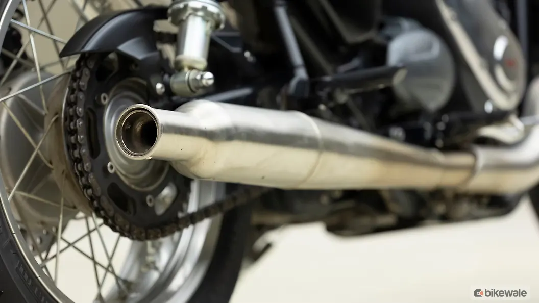 BSA Gold Star 650 Silencer/Muffler Image – BikeWale