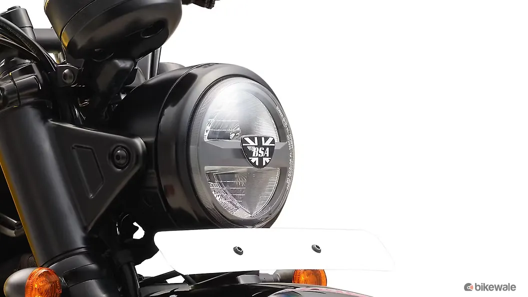 BSA Scrambler 650 Head Light Image – BikeWale