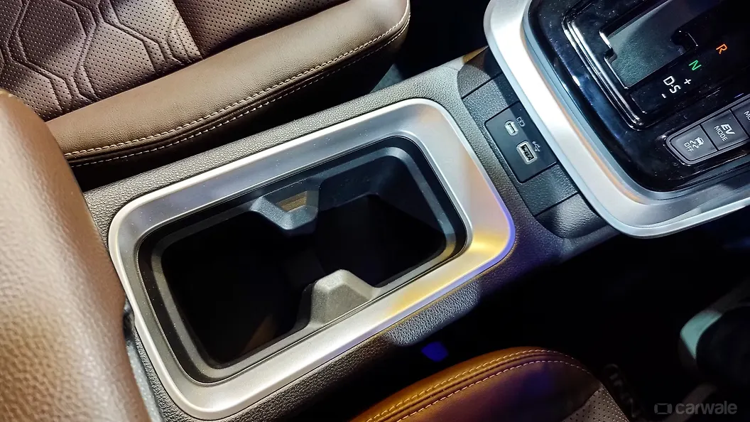 Innova Hycross Center Console/Centre Console Storage Image, Innova ...