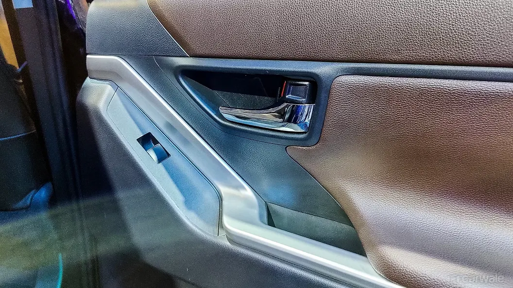 Innova Hycross Front Door Handle Image, Innova Hycross Photos in India ...