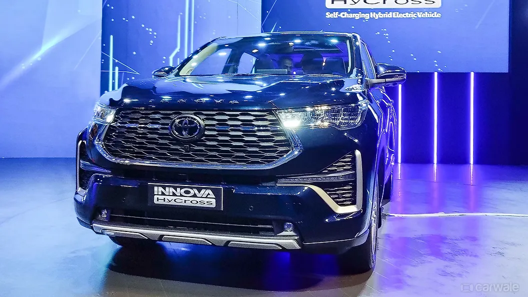Innova Hycross Front View Image, Innova Hycross Photos in India - CarWale
