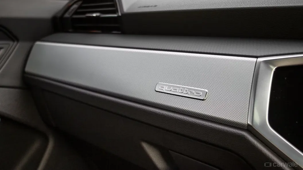 Q3 Dashboard Image, Q3 Photos in India - CarWale