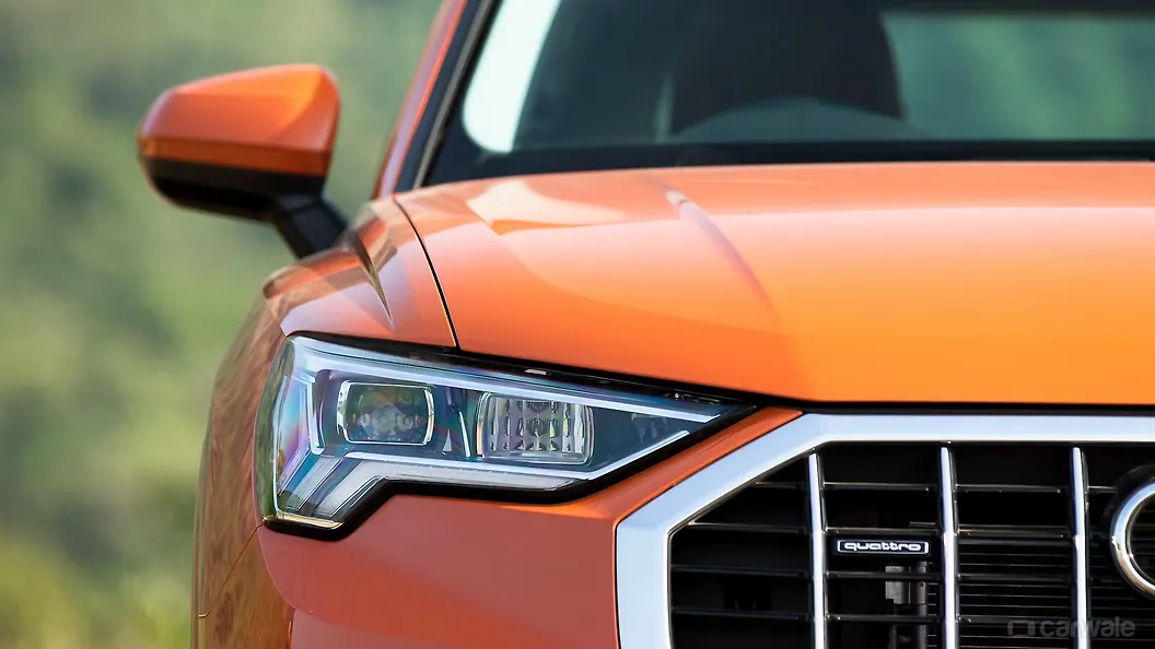 Q3 Headlight Image, Q3 Photos in India - CarWale