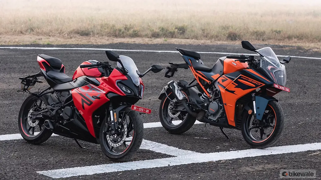 KTM RC 390 Right Side View Image – BikeWale
