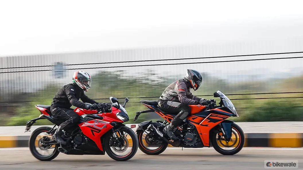 KTM RC 390 Right Side View Image – BikeWale