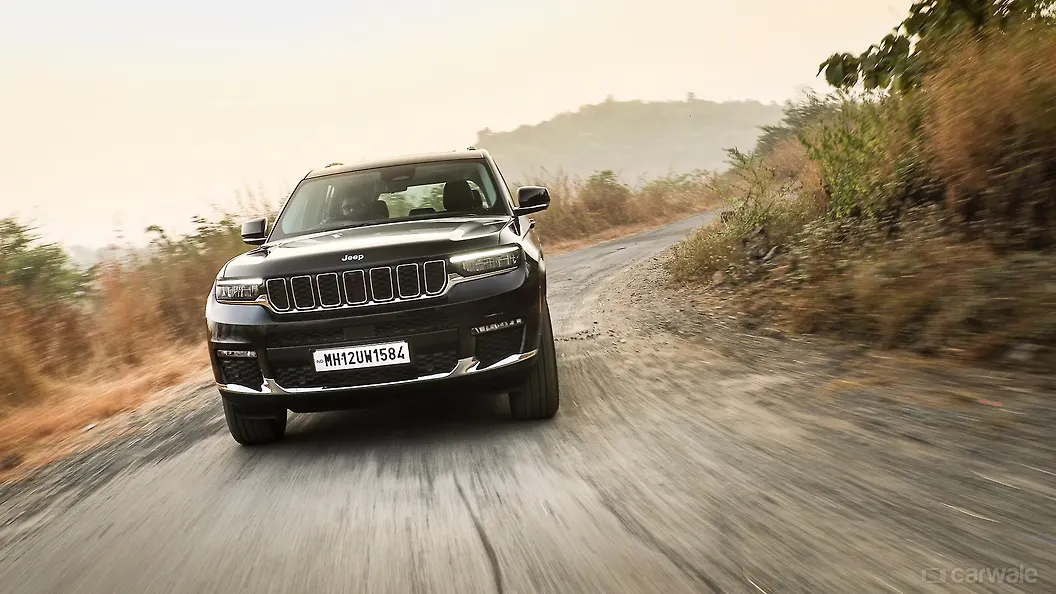Grand Cherokee Front View Image, Grand Cherokee Photos in India - CarWale
