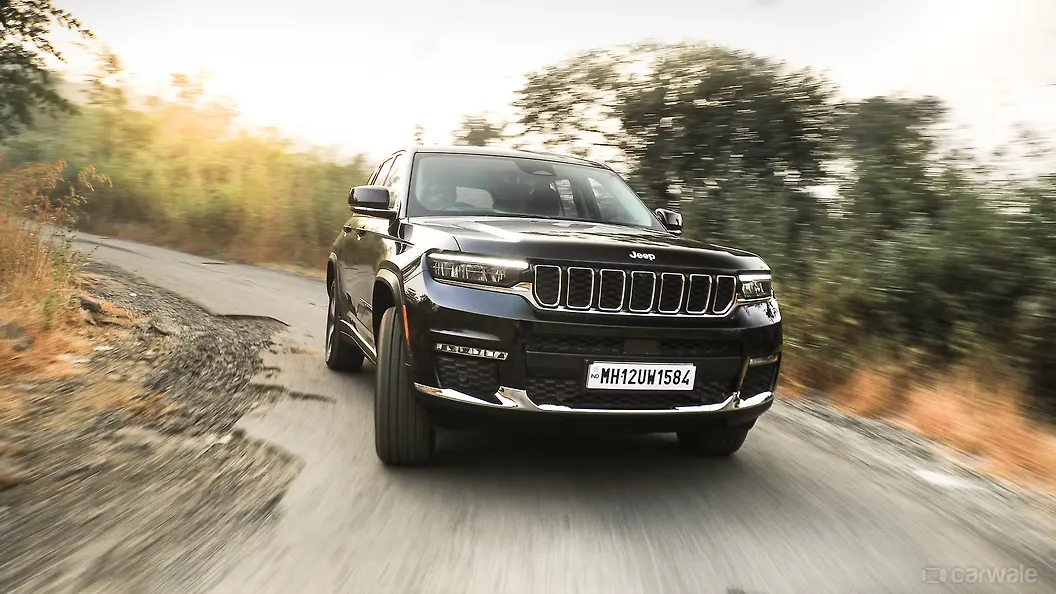 Grand Cherokee Front View Image, Grand Cherokee Photos in India - CarWale