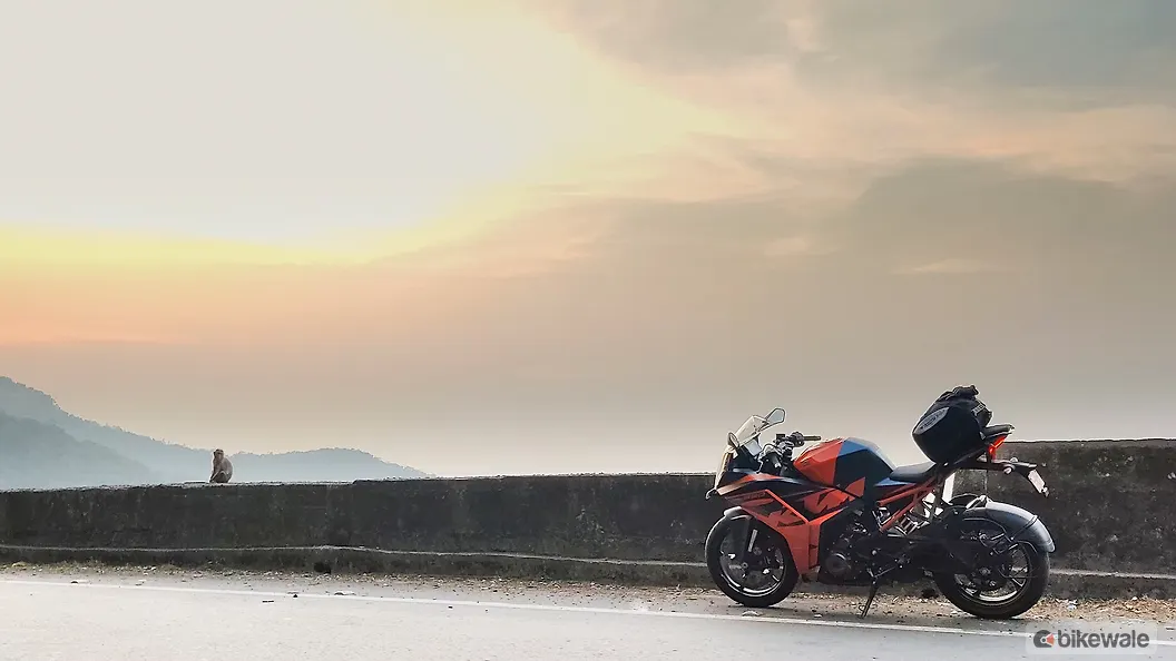 KTM RC 390 Left Side View Image – BikeWale