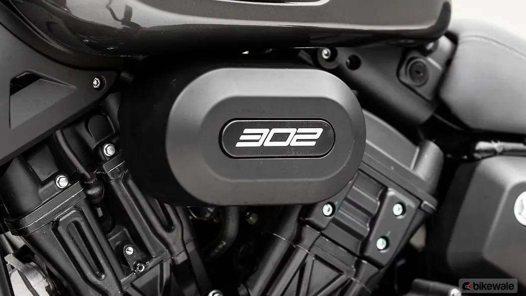 Keeway V302C Engine From Left Image – BikeWale