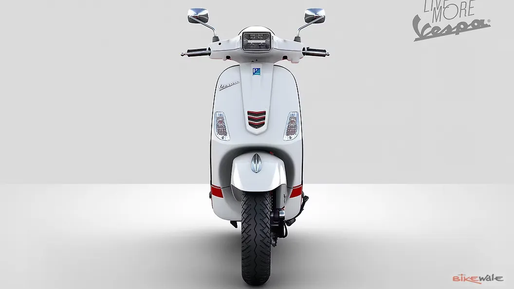 Vespa SXL 150 Right Side View Image – BikeWale