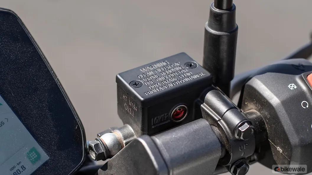 Matter AERA Front Brake Fluid Reservoir Image – BikeWale