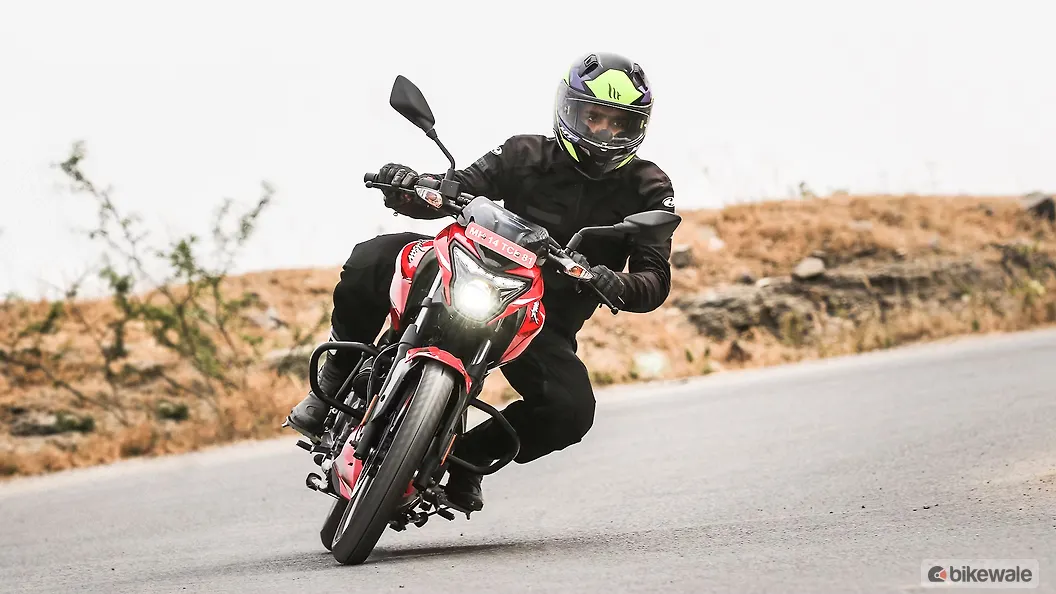 Bajaj Pulsar P150 Front View Image – BikeWale