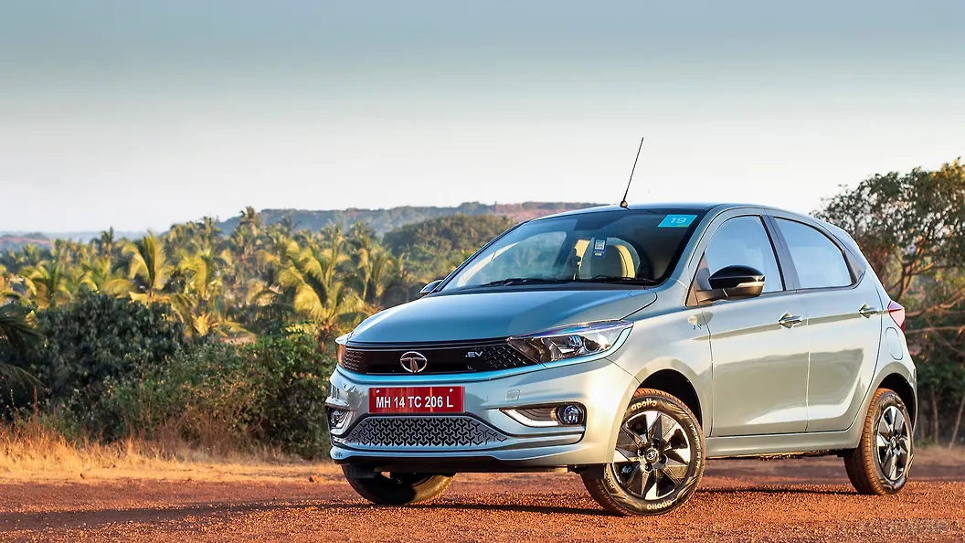 Tiago EV Left Front Three Quarter Image, Tiago EV Photos in India - CarWale