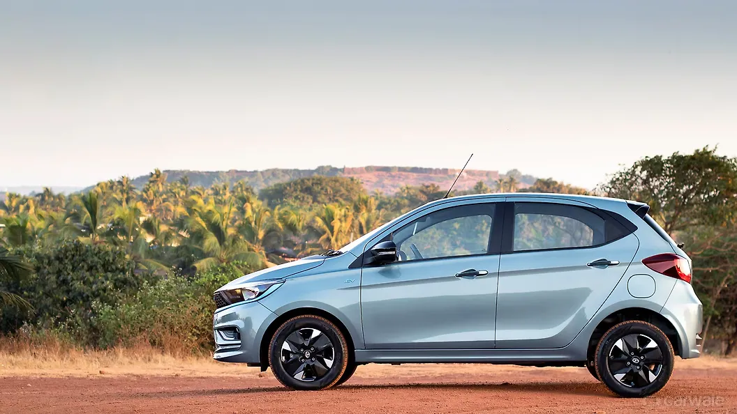 Tiago EV Left Side View Image, Tiago EV Photos in India - CarWale