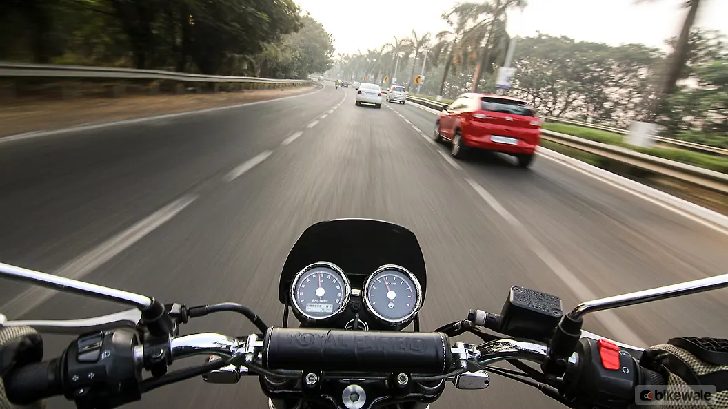 Royal Enfield Interceptor 650 Right Side View Image – BikeWale