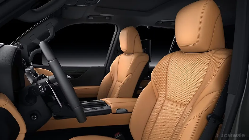 LX Front Row Seats Image, LX Photos in India - CarWale
